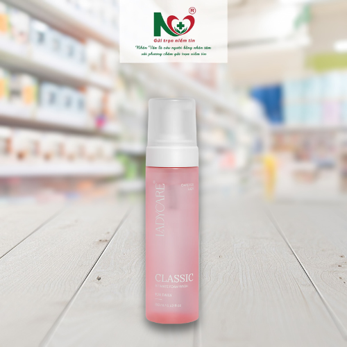Nhà thuốc Nhân văn. BỌT VỆ SINH PHỤ NỮ LADYCARE CLASSIC 190ML - Làm sạch và duy trì pH